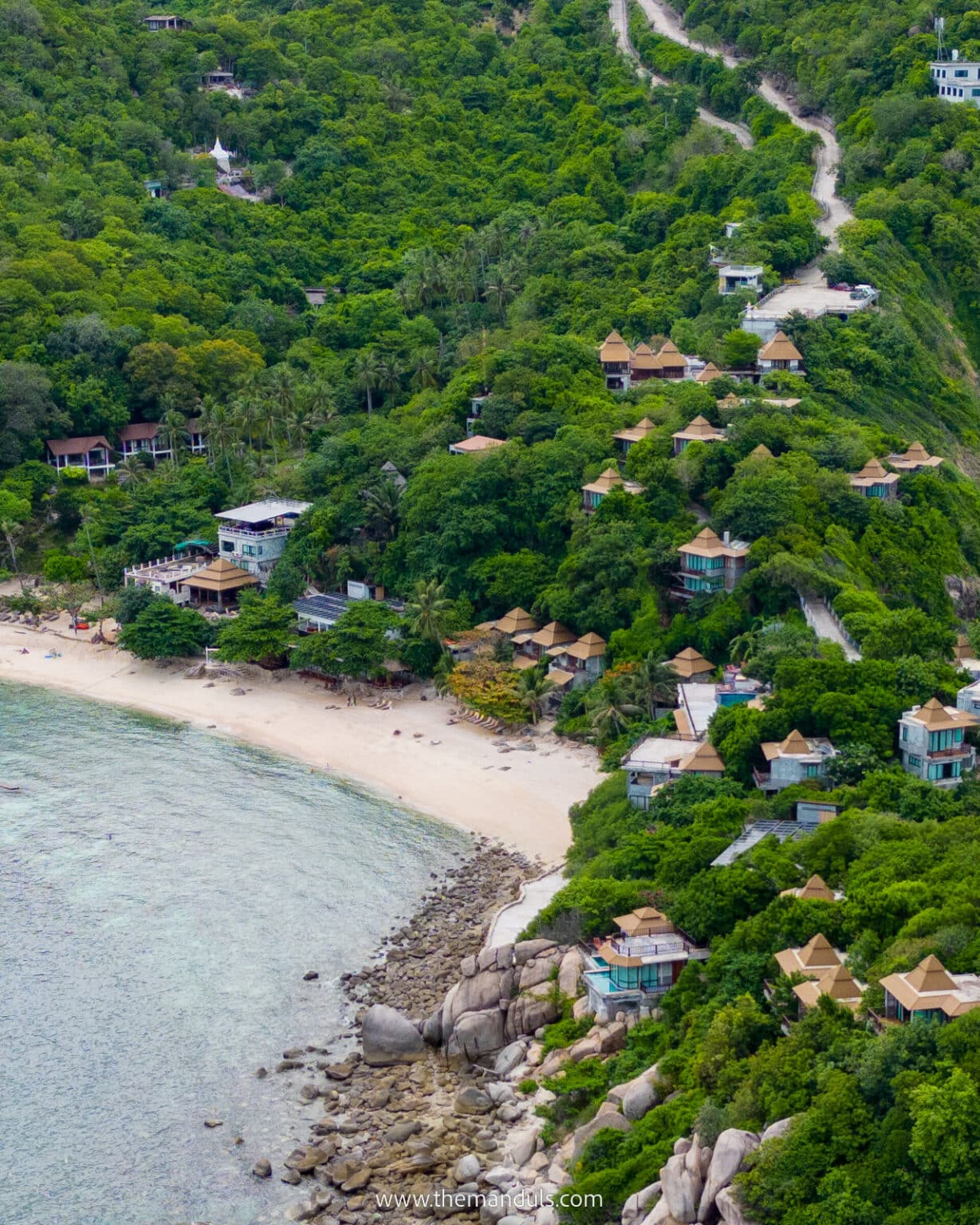 Sai Daeng Beach Koh Tao - the complete guide