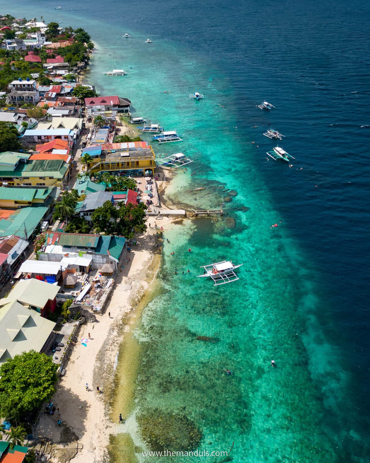 Snorkeling with Moalboal SARDINE RUN at PANAGSAMA beach