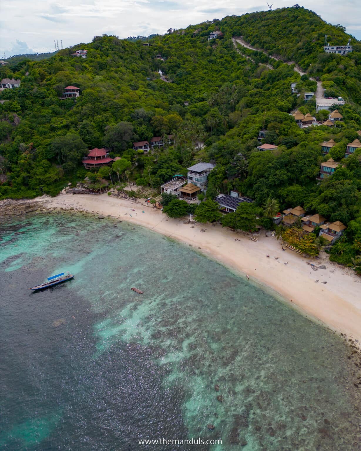 Sai Daeng Beach Koh Tao - the complete guide