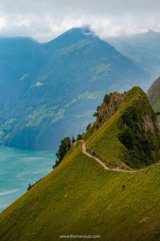 Stoos Ridge Hike - Klingenstock to Fronalpstcok