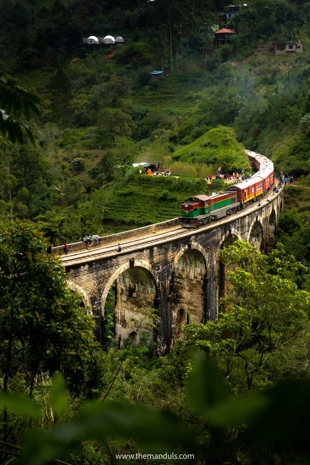 Kandy to Ella train - the most beautiful train ride in Sri Lanka