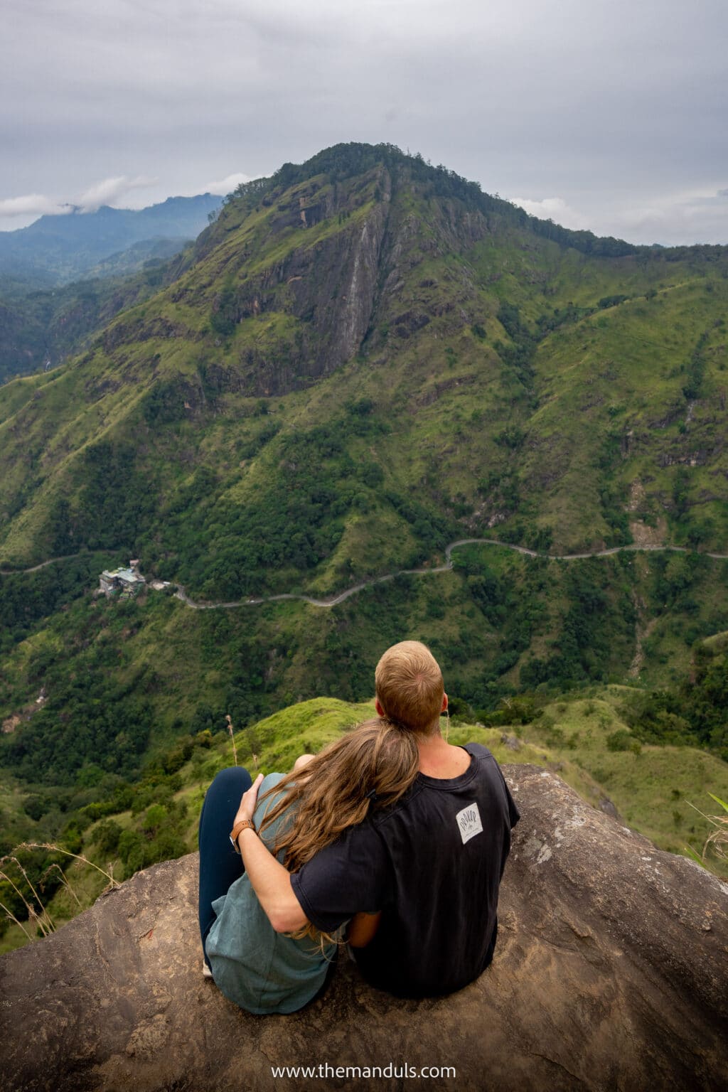 Little Adam's Peak hike in Ella - Complete Guide