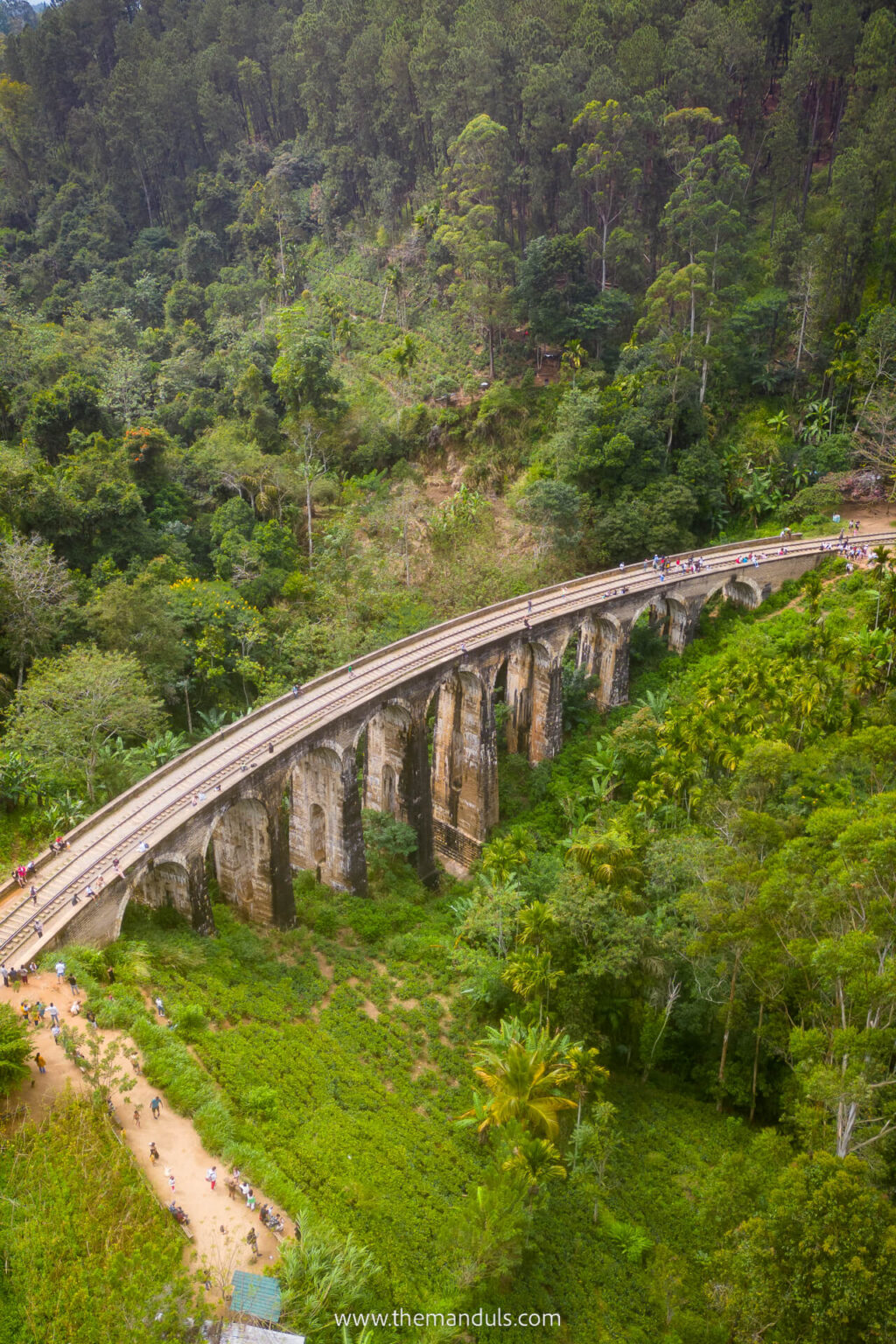 Nine Arch Bridge in Ella - How to visit in 2025